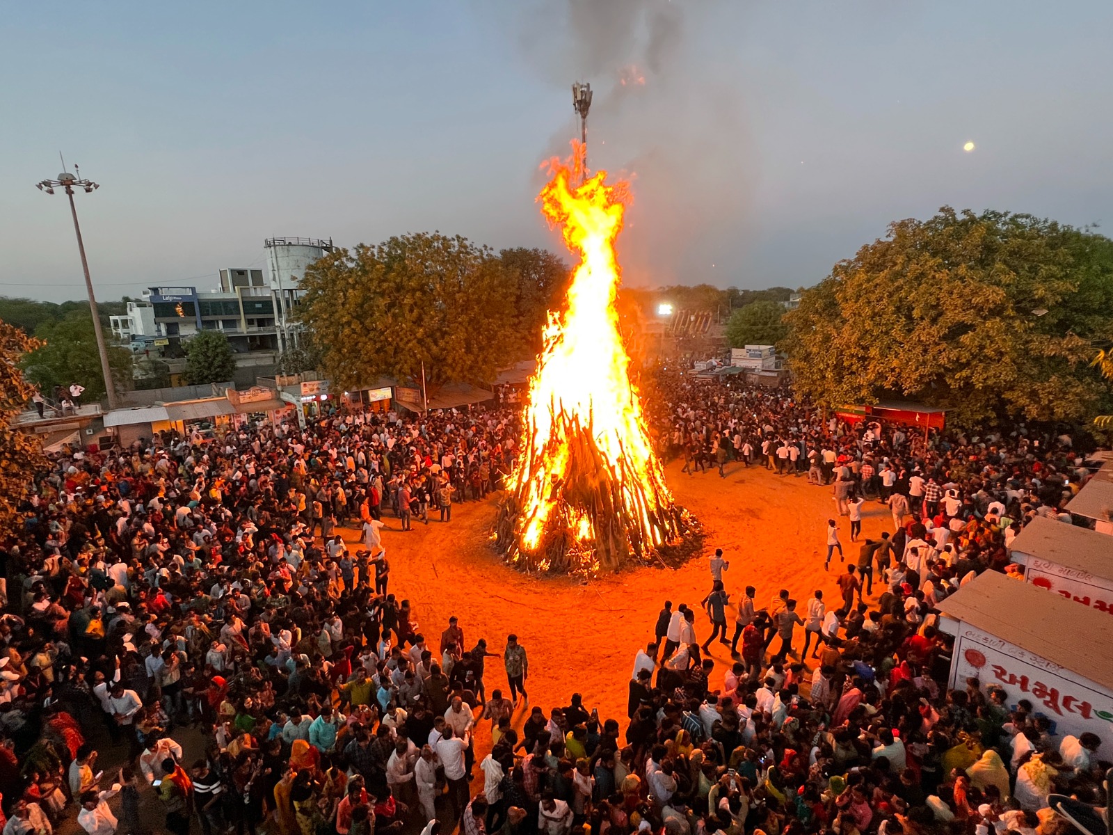 Holi 2023 Know The Significance Time Rituals Of Holika Dahan