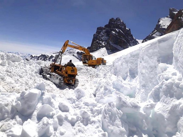 BRO's Project Vijayak achieves connectivity to remote areas in Kargil