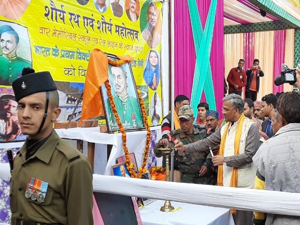 Uttrakhand CM attends Shaurya Mahotsav, pays homage to Darwan Singh Negi