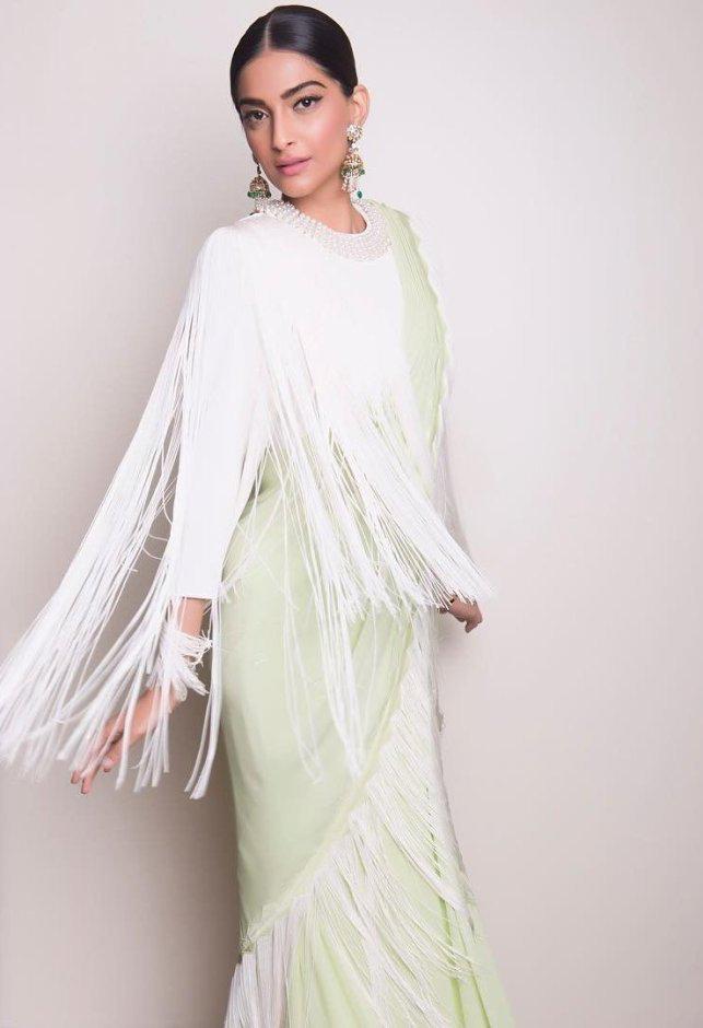 A guide to staying warm in traditional clothes this shaadi season