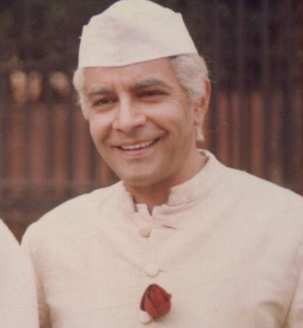 Jawaharlal Nehru Birth Anniversary: 5 Actors who portrayed first Prime ...