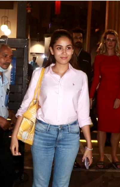 Mira Rajput slays casual look in latest pictures
