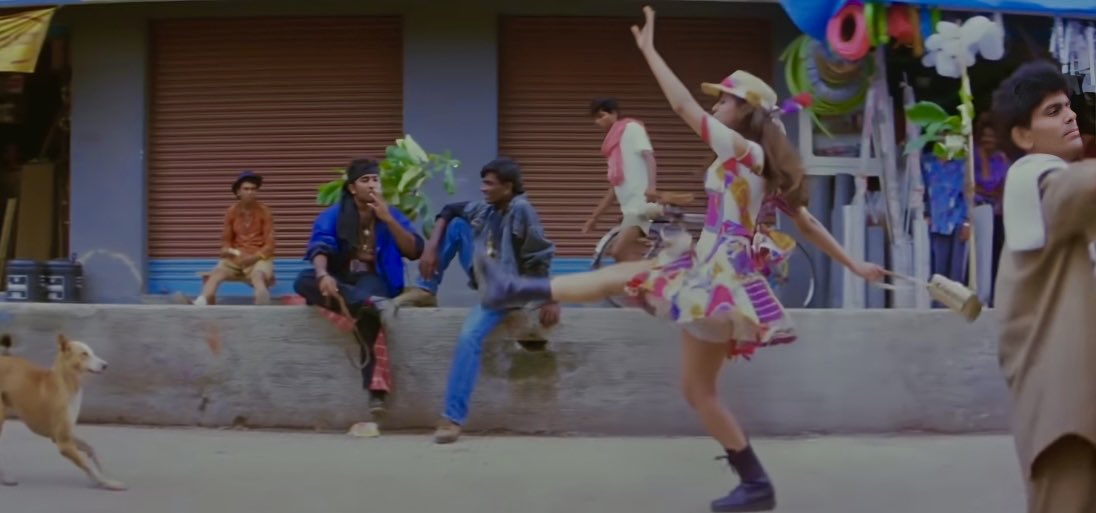 Ultimate dance numbers from 90s that should be on your playlist